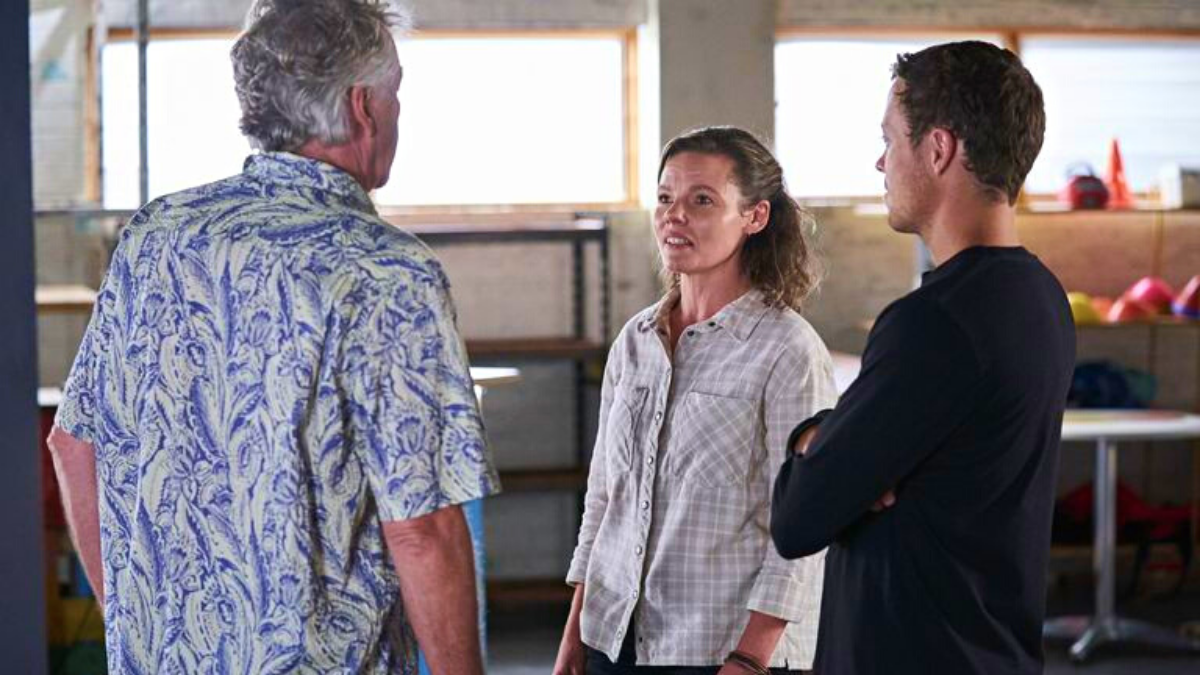Home and Away brings back a character for Dean Thompson storyline - The ...